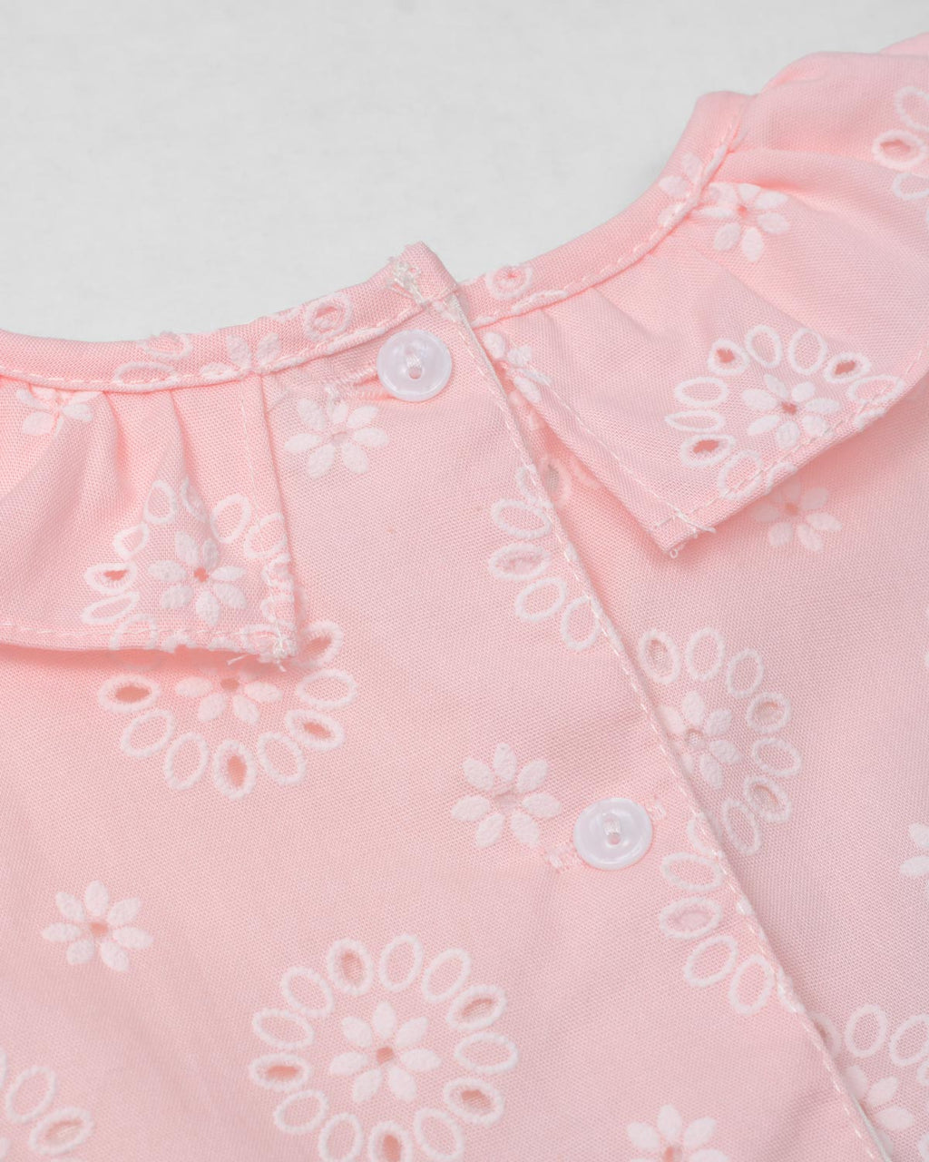 Vestido body rosa en tela hoja rota con estampado de flores y moño bla ...